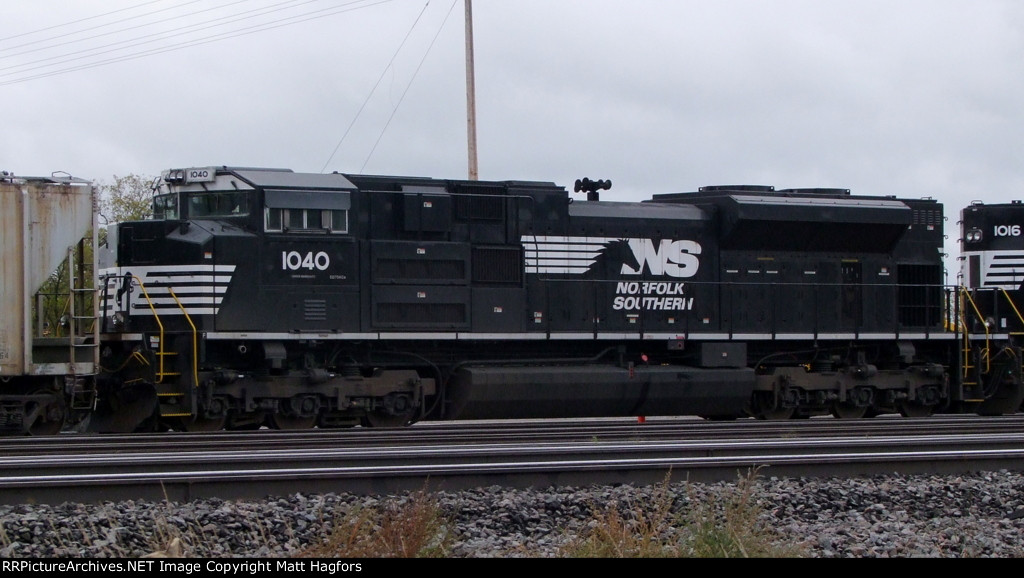 NS 1040